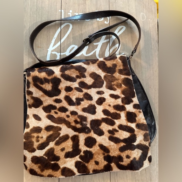 Maurizio Taiuti | Bags | Leopard Print Leather Crossbody | Poshmark